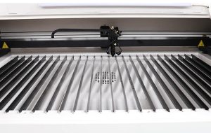 Closed CO2 Laser Engraving Cutting Machine - iGOLDENLASER